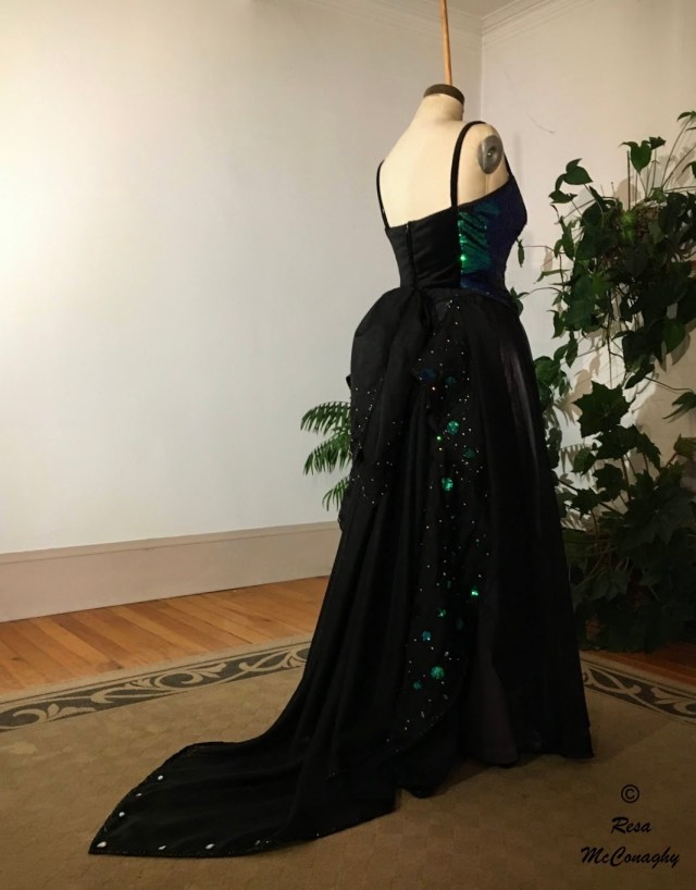 Midnight Nightingale – Art Gowns